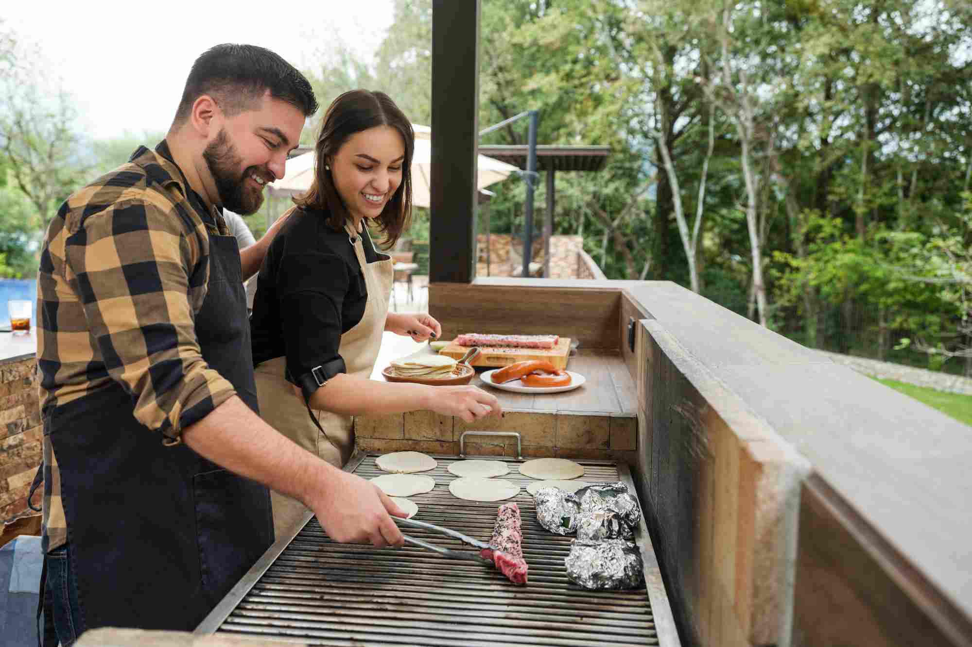 The Ultimate Guide to Building a Portable Outdoor Kitchen Setup ...